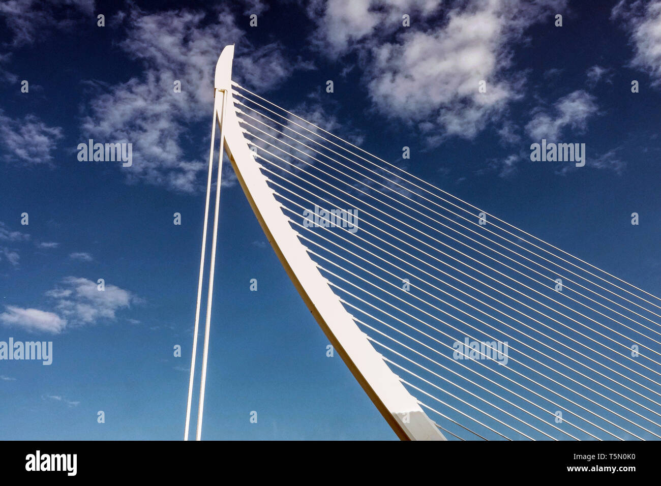 Modern architecture in spain hi-res stock photography and images - Alamy