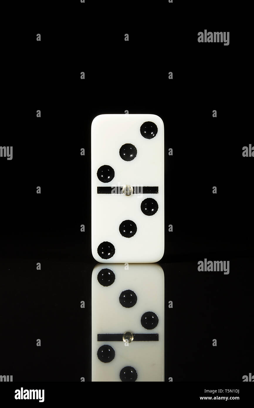 Domino tile hi-res stock photography and images - Alamy