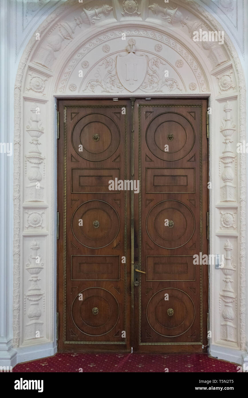 Entrance livadia palace hi-res stock photography and images - Alamy