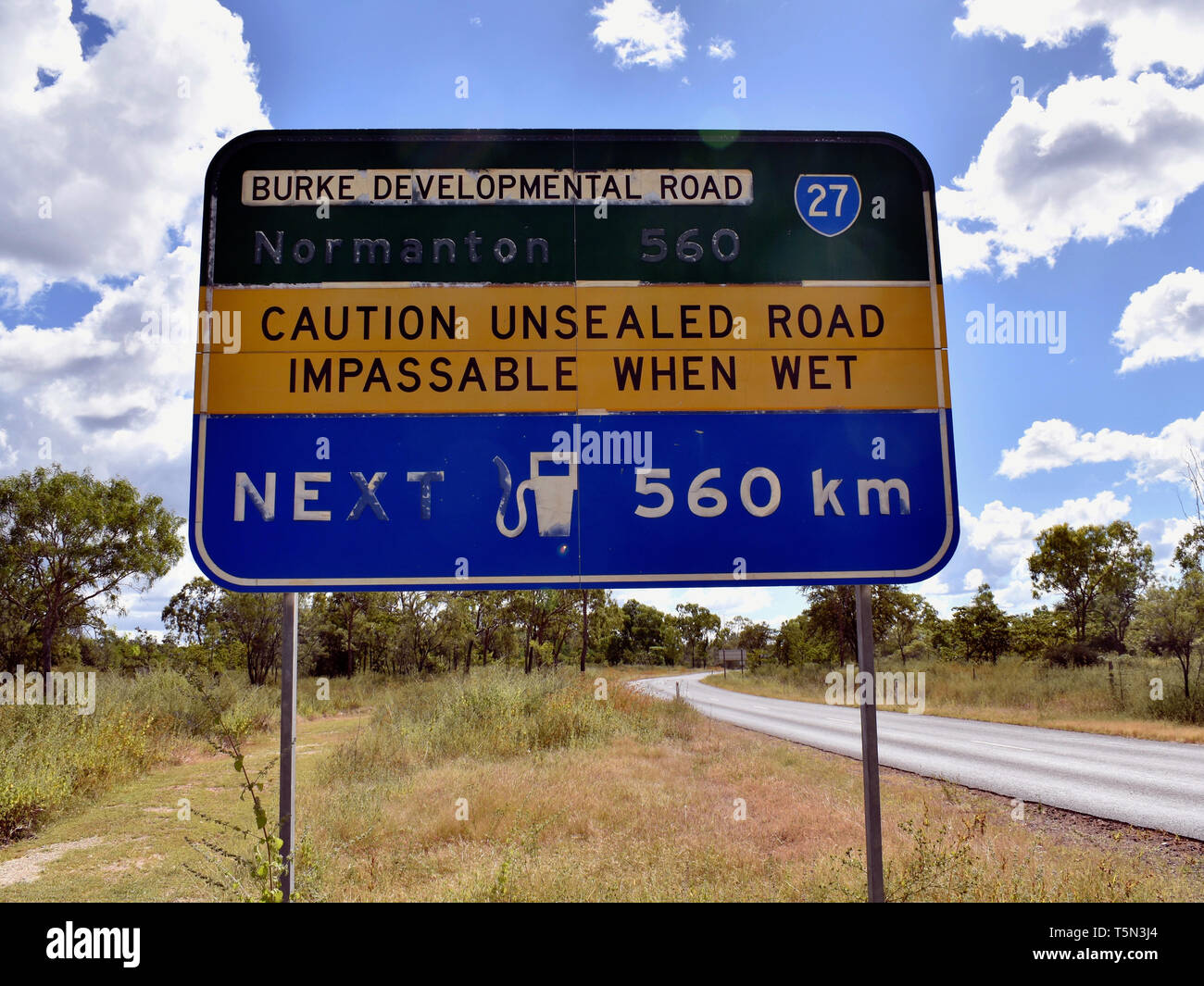 Rural Fuel Station High Resolution Stock Photography and Images - Alamy