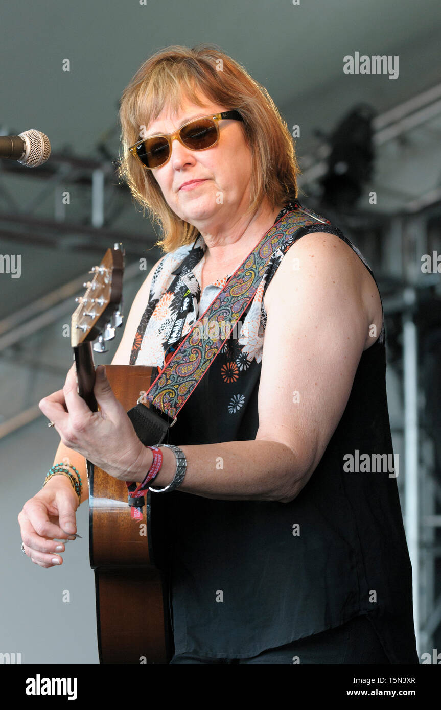 Vidrine hi-res stock photography and images - Alamy