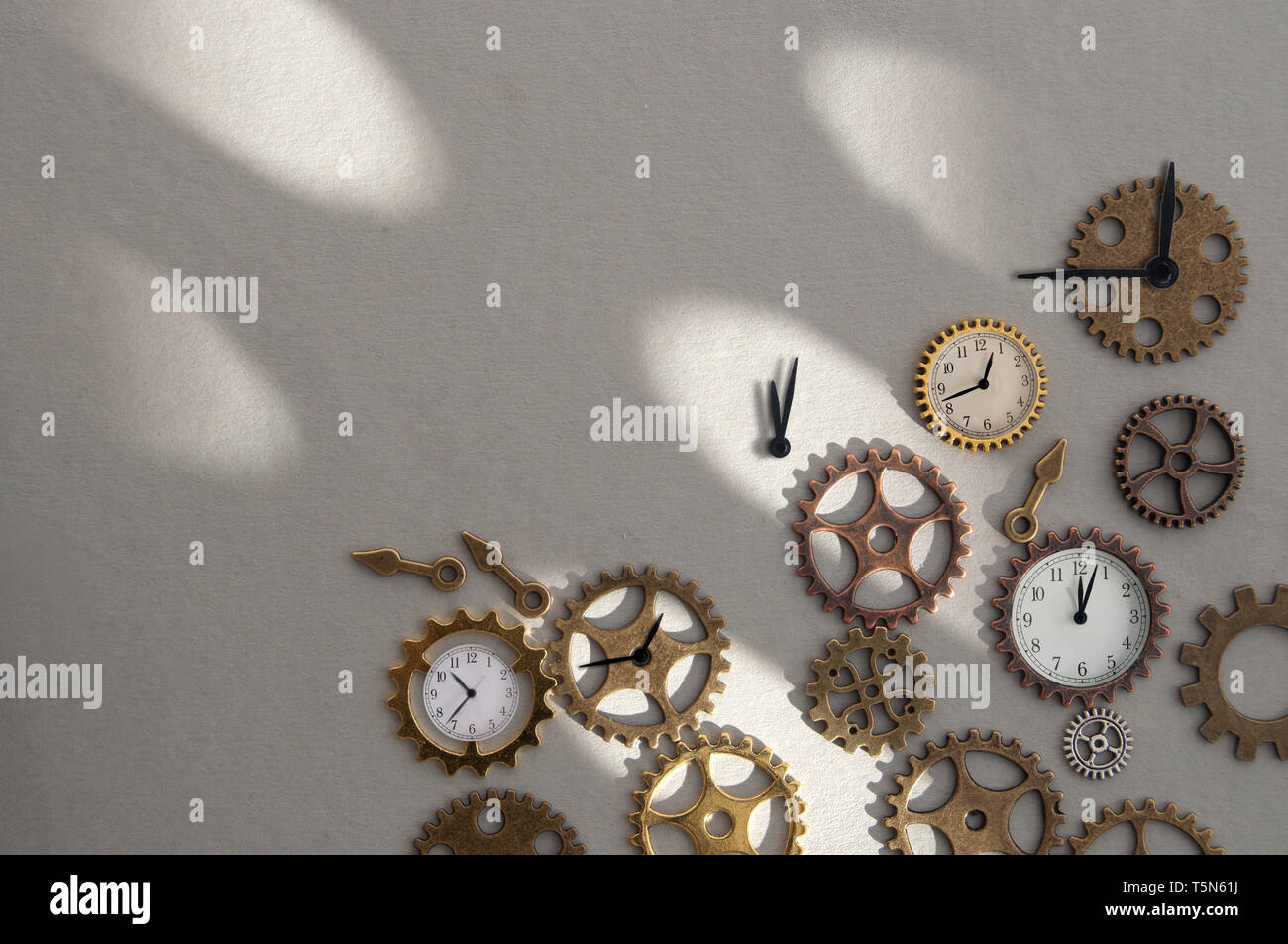 Clock parts hi-res stock photography and images - Alamy