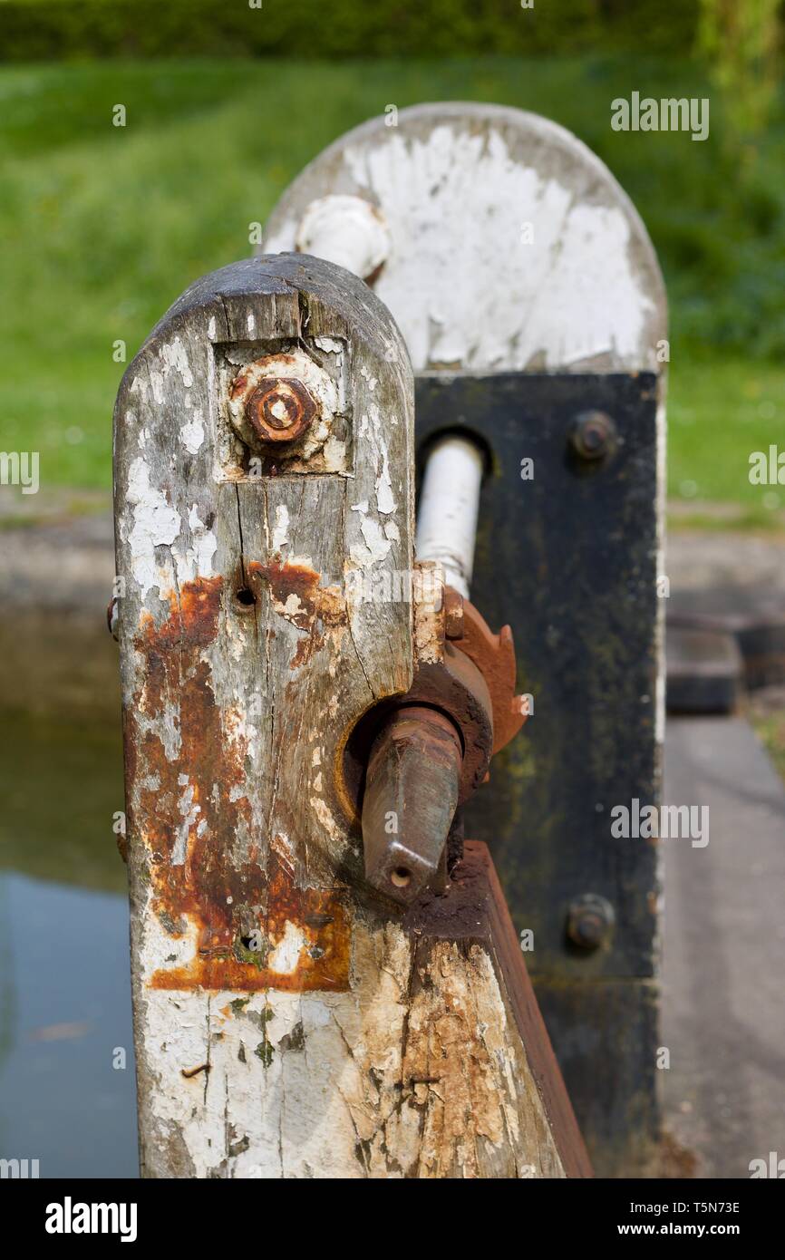 Lock gate mechanism hi-res stock photography and images - Alamy