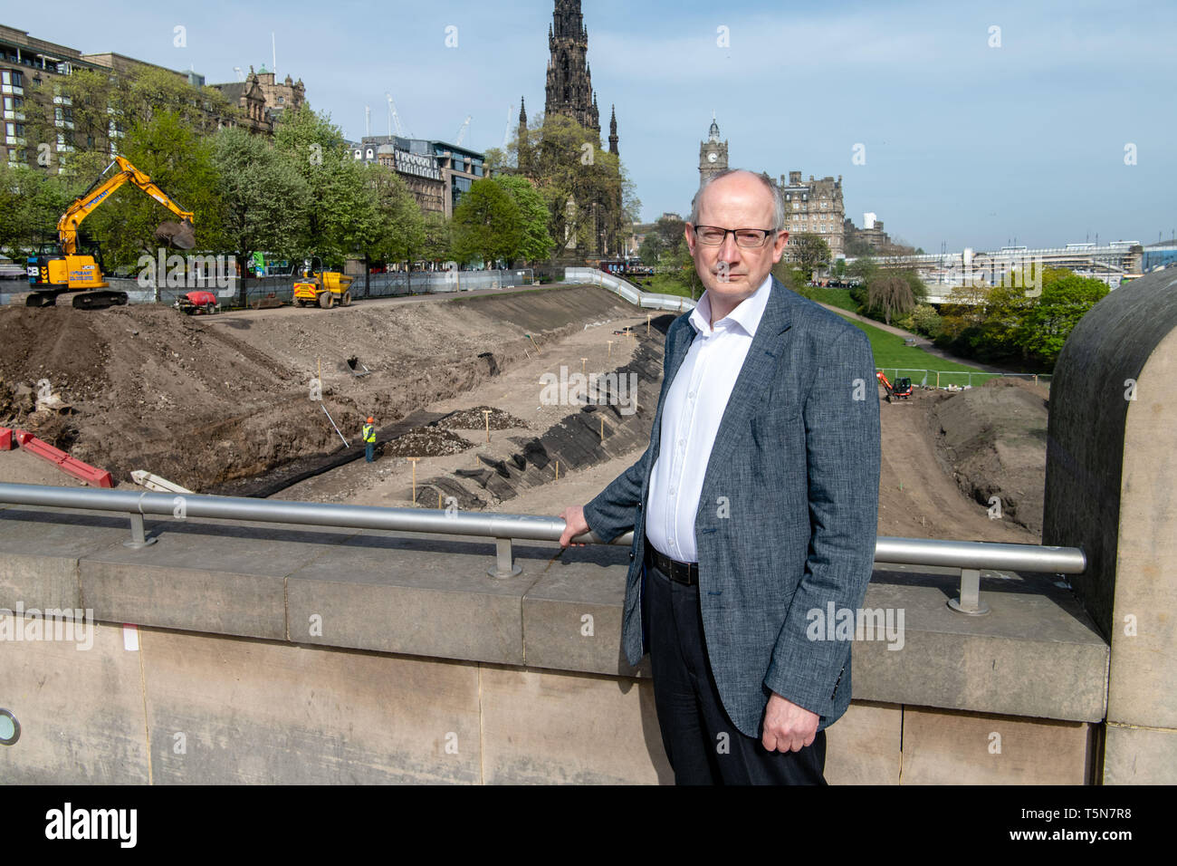 Preview for National Galleries development, Director-General John ...