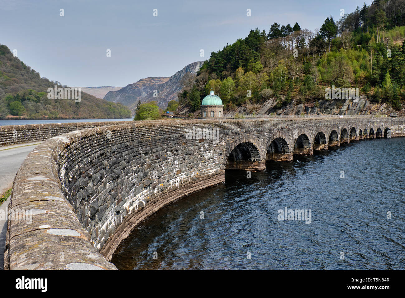Garreg-ddu aquaduct and dam at Elan Valley, Powys, Wales Stock Photo ...