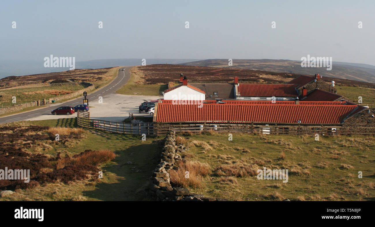 The lion inn north york hi-res stock photography and images - Alamy