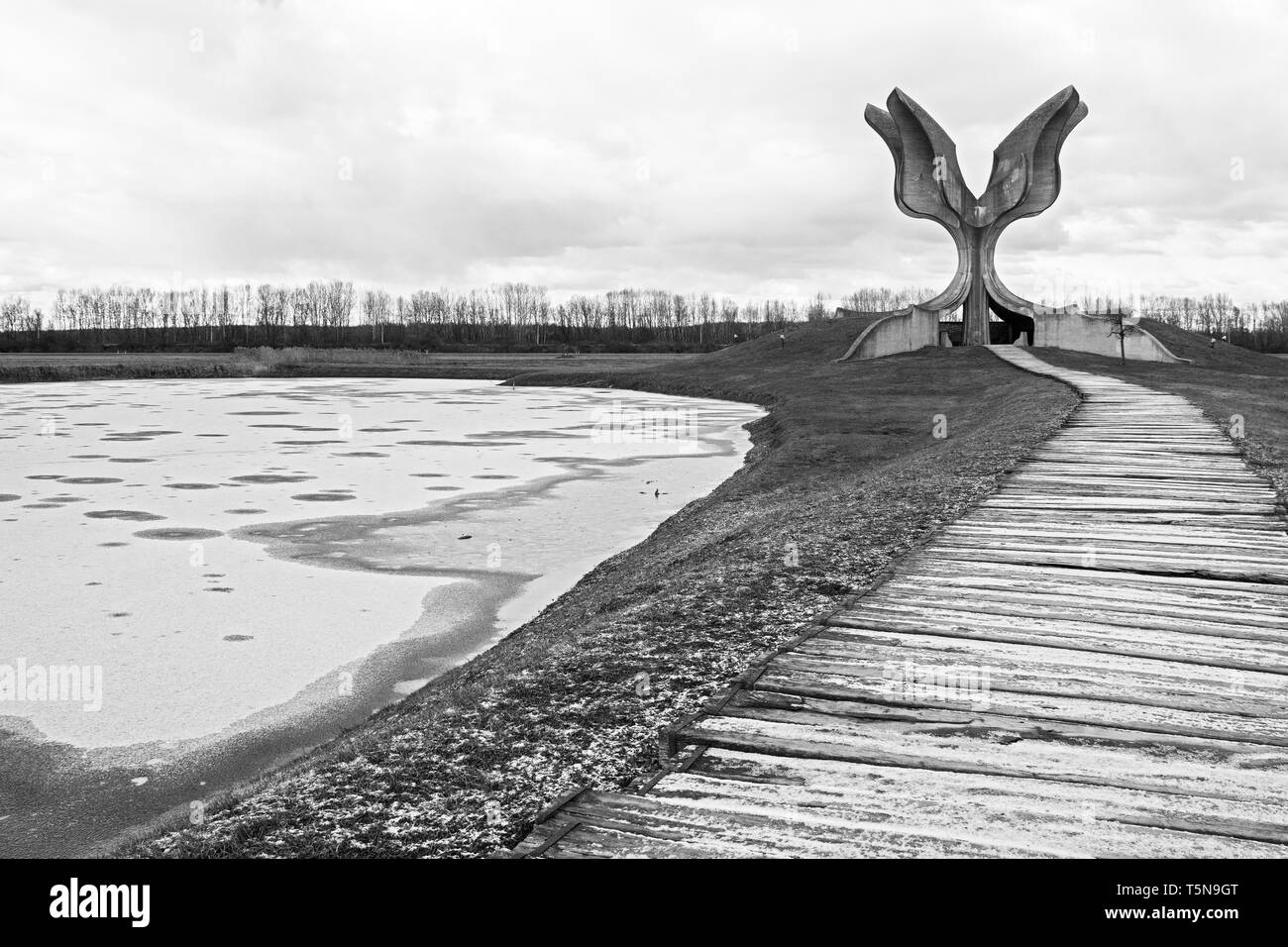Jasenovac concentration camp hi-res stock photography and images - Alamy