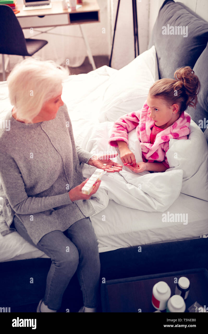 Grandmother granddaughter talk hi-res stock photography and images - Alamy