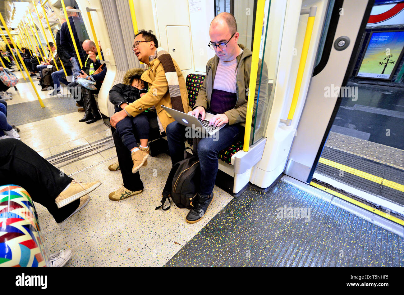 Using london underground hi-res stock photography and images - Alamy