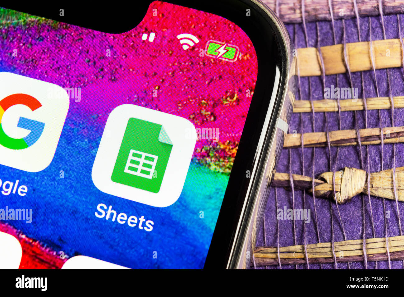 Google sheets logo hi-res stock photography and images - Alamy