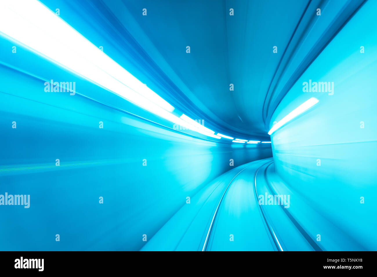 Speed motion blurred underground subway tunnel Stock Photo - Alamy