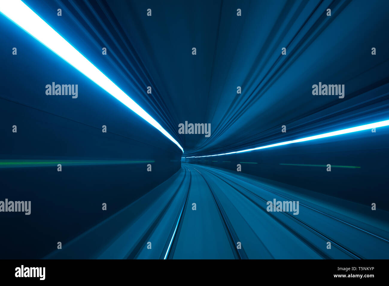 Speed motion blurred underground subway tunnel Stock Photo - Alamy