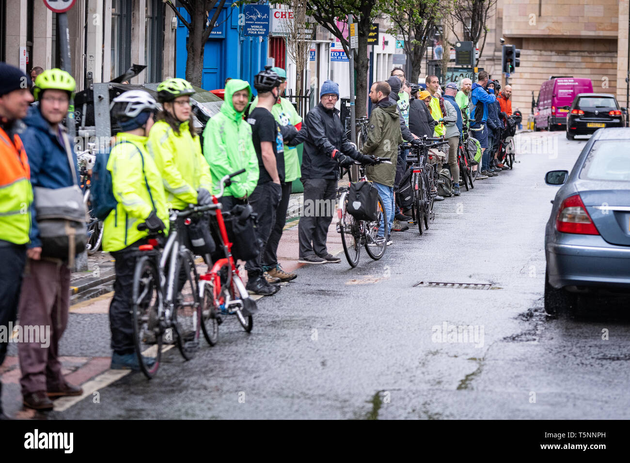 Poor quality bike lane hi-res stock photography and images - Alamy