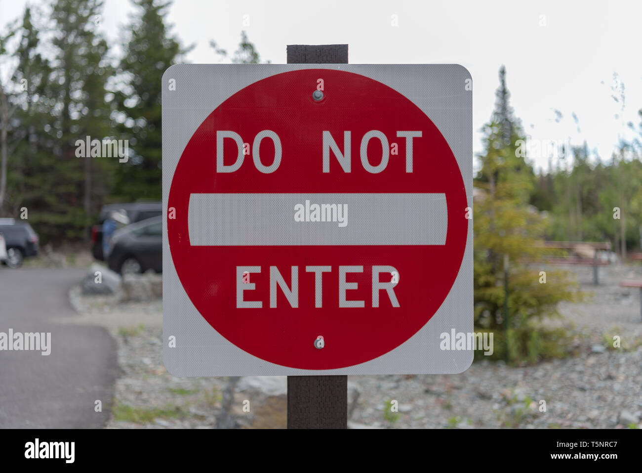 Do Not Enter Sign on one way entrance to parking lot Stock Photo - Alamy