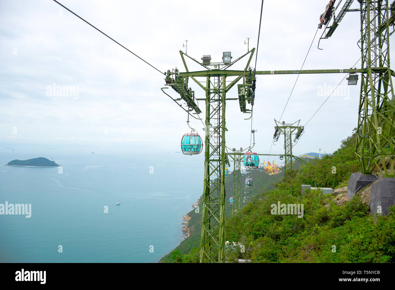 Cable car hong kong ocean park hi-res stock photography and images - Alamy