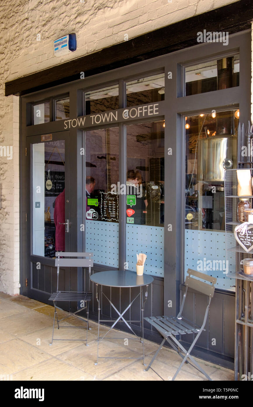 Stow town hi-res stock photography and images - Alamy