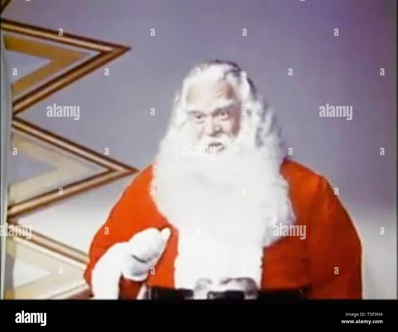 Santa reindeer 1950s hi-res stock photography and images - Alamy