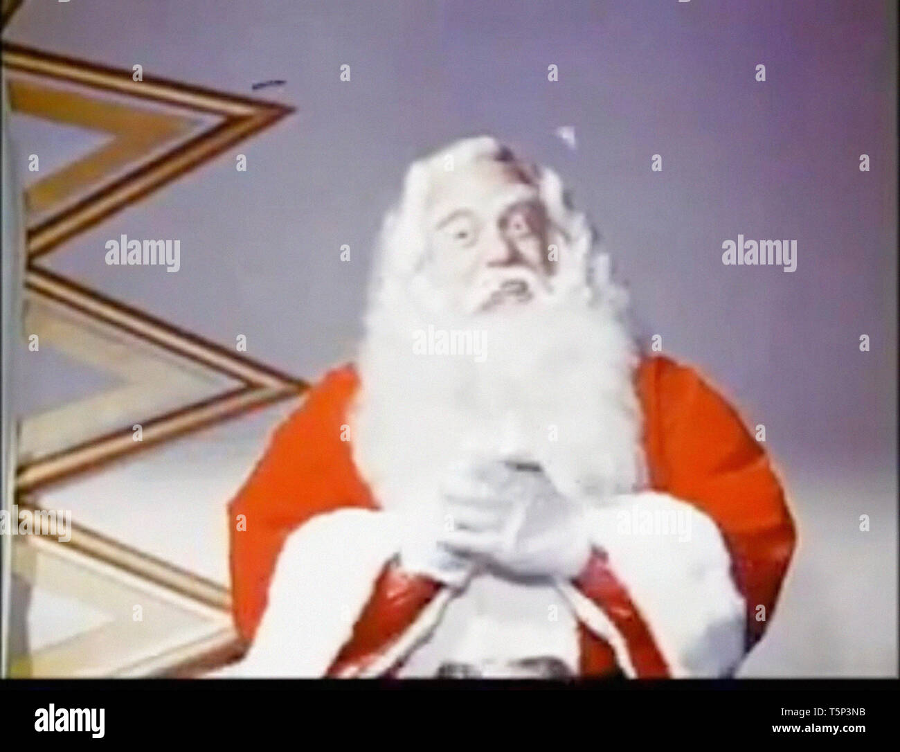 Santa reindeer 1950s hi-res stock photography and images - Alamy