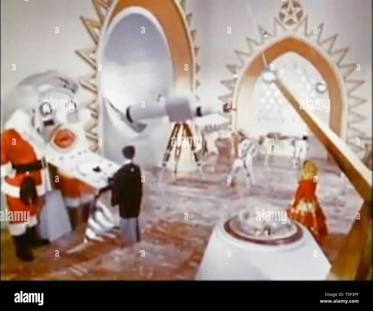 Santa reindeer 1950s hi-res stock photography and images - Alamy