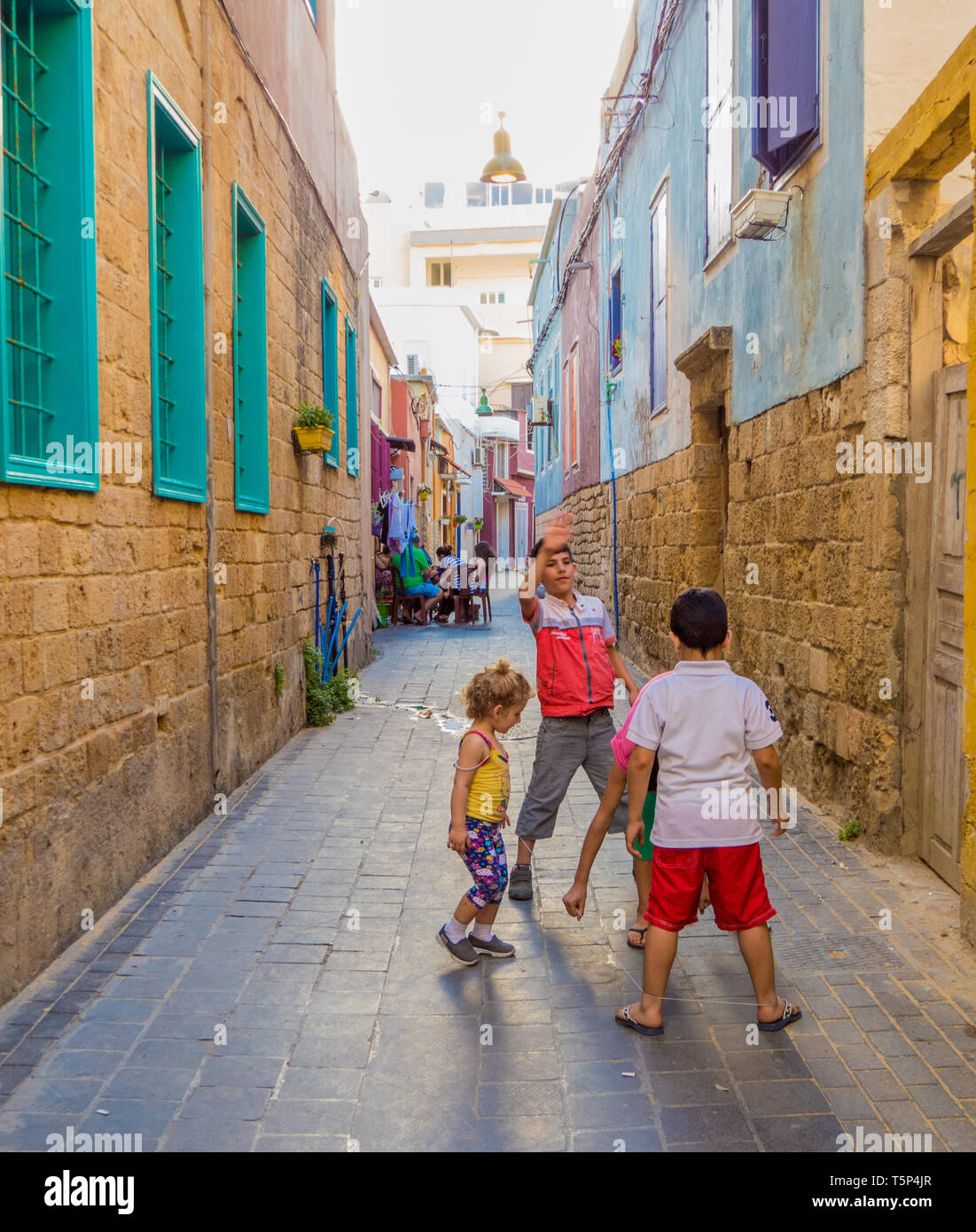 Arab kids playing hi-res stock photography and images - Alamy