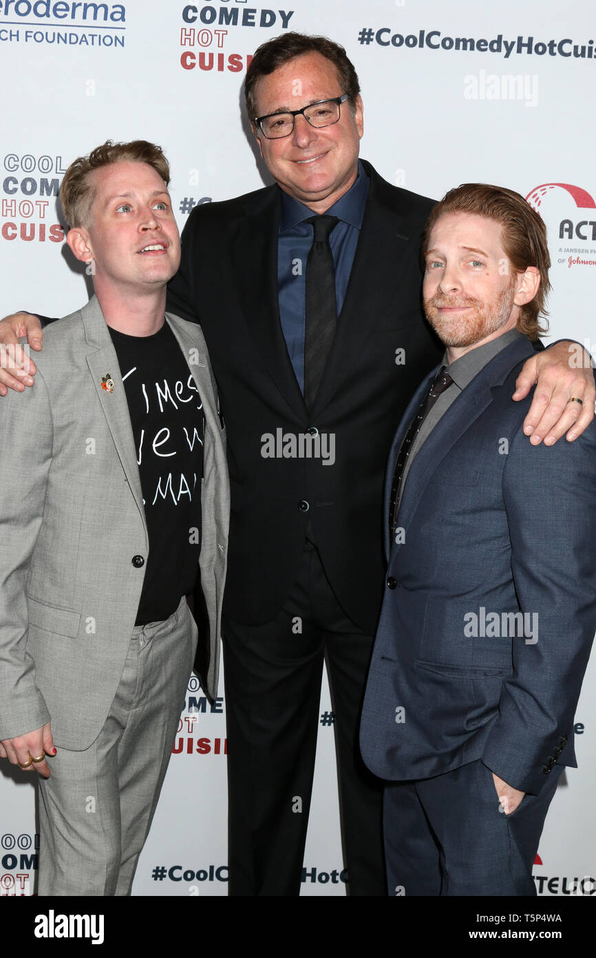 Macaulay culkin bob saget hi-res stock photography and images - Alamy