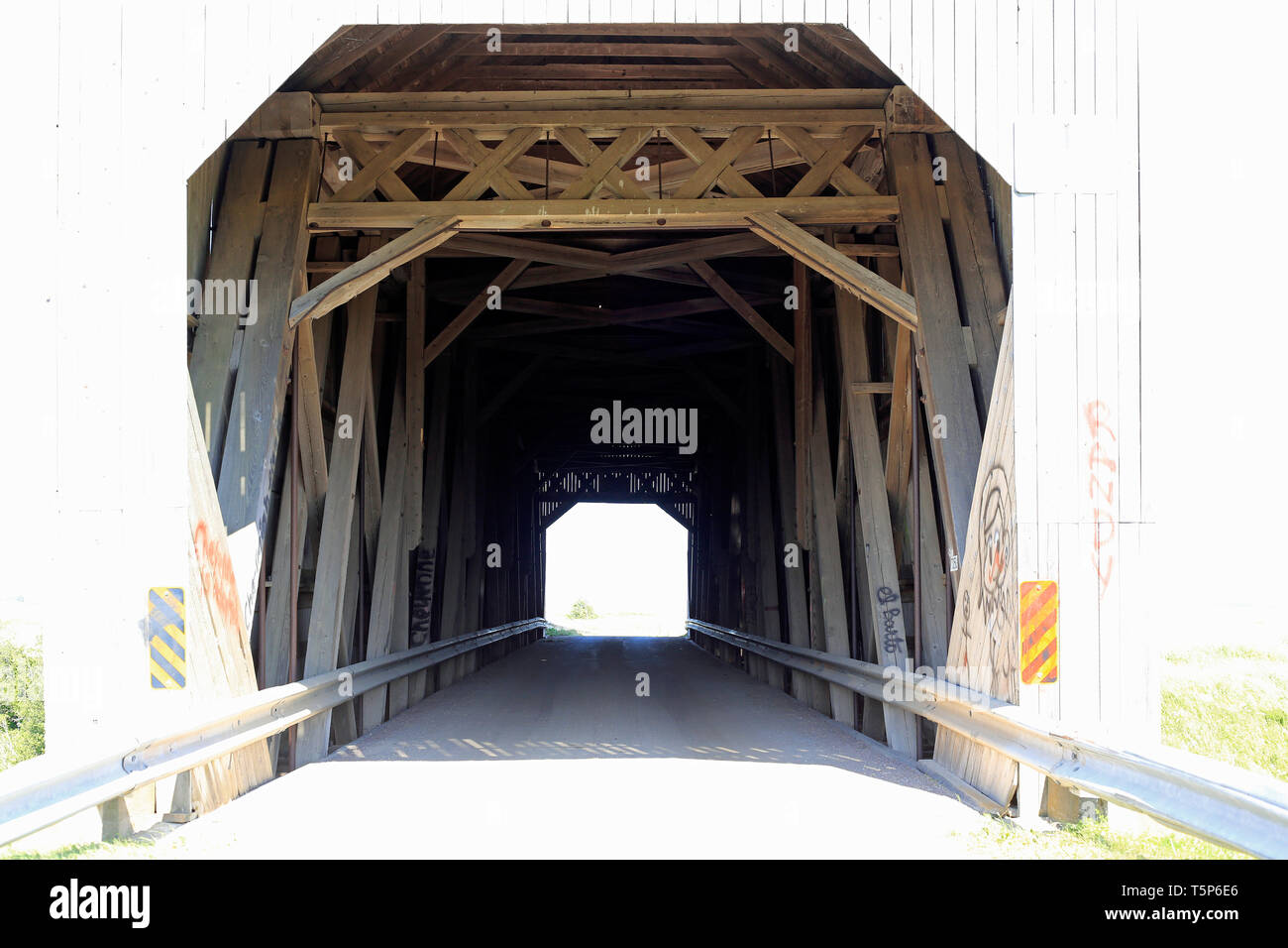 Trusses bridge canada hi-res stock photography and images - Alamy