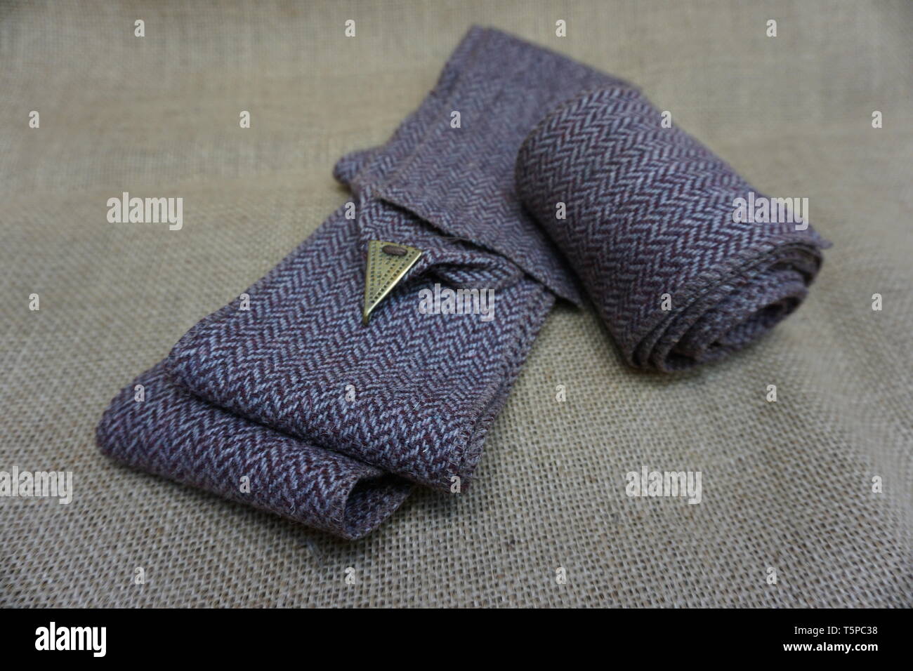 Leg bindings hi-res stock photography and images - Alamy