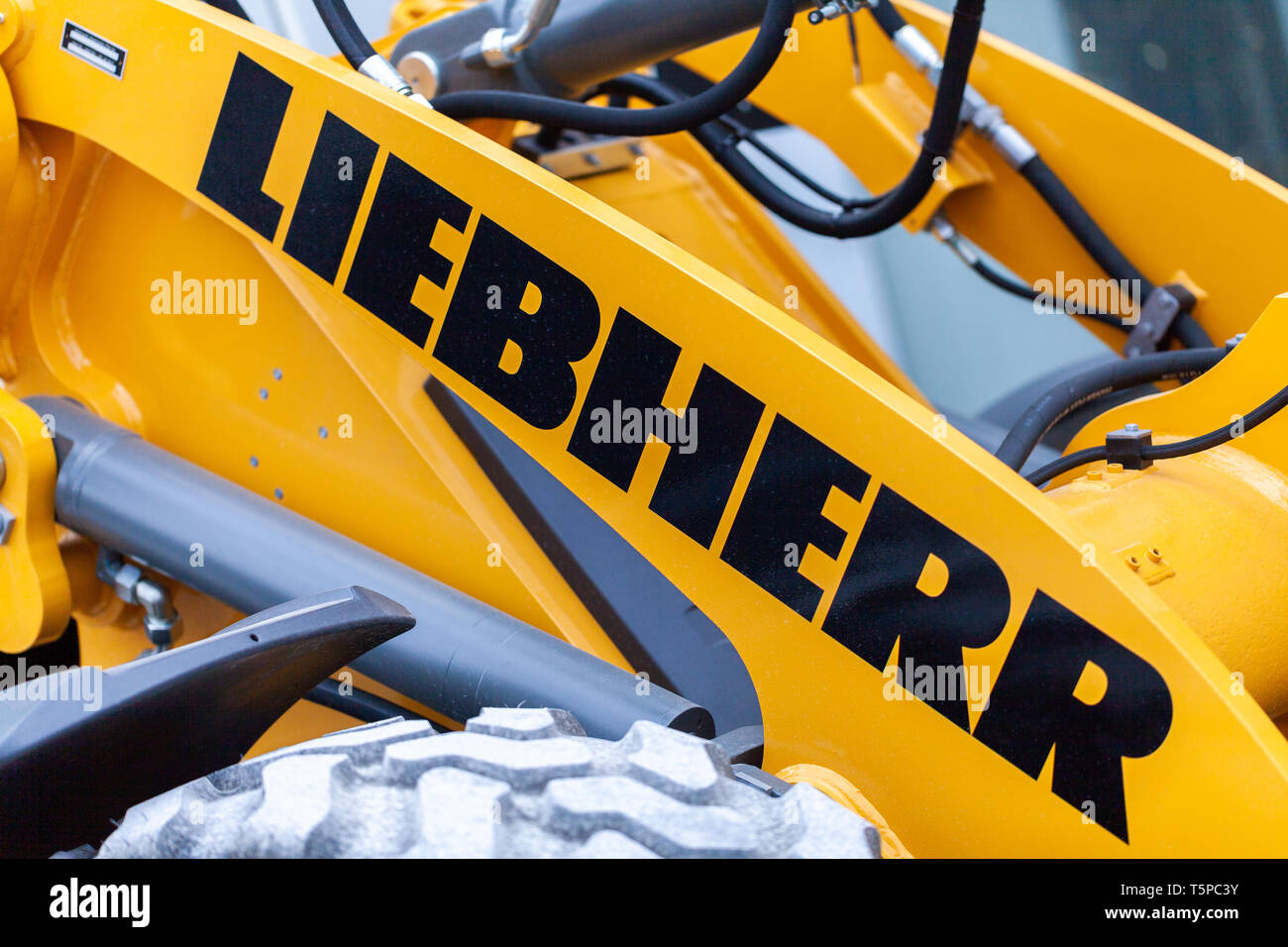 Liebherr crawler crane hi-res stock photography and images - Alamy