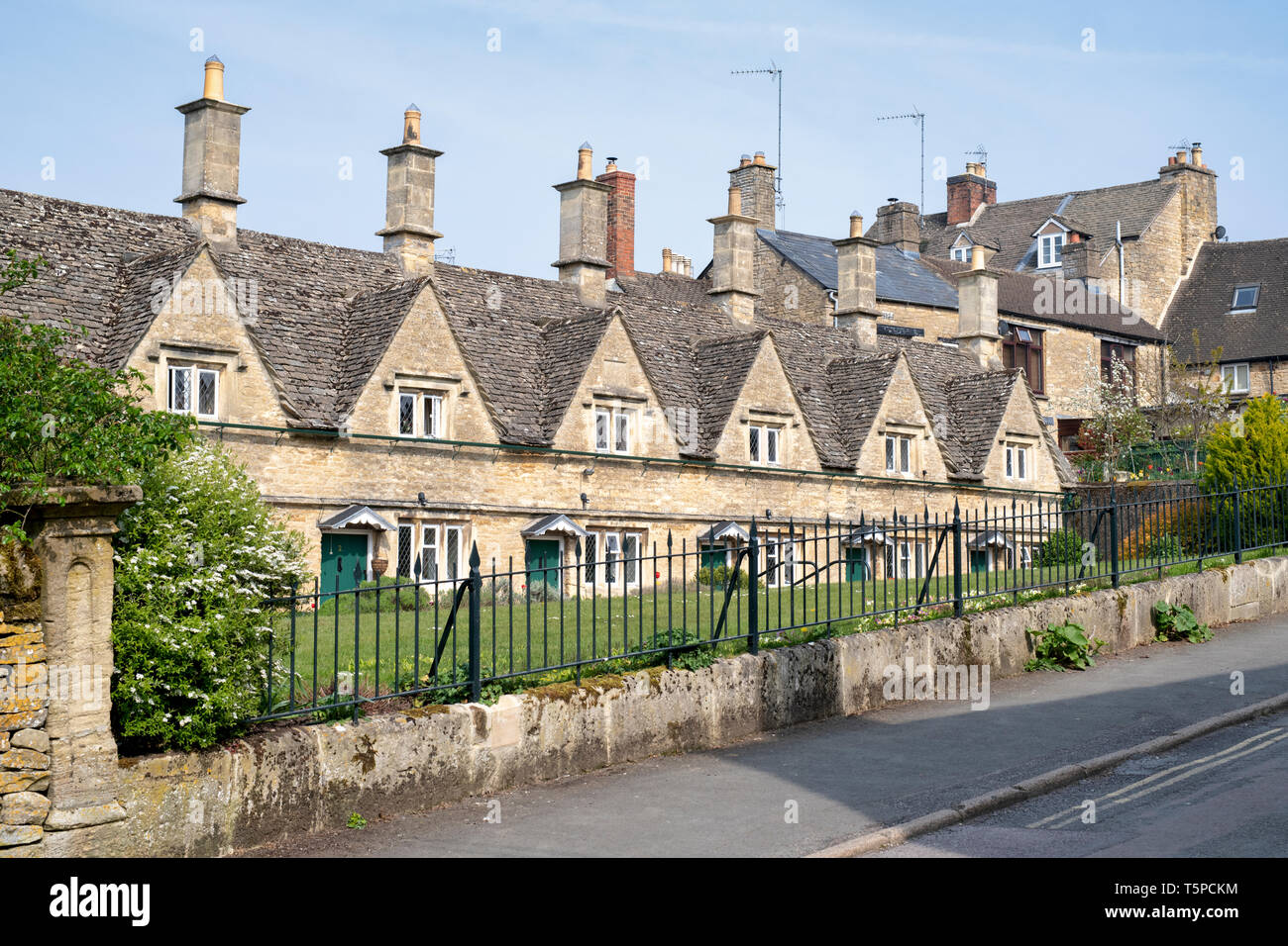 Almshouses in Chipping Norton, Oxfordshire, England Stock Photo - Alamy