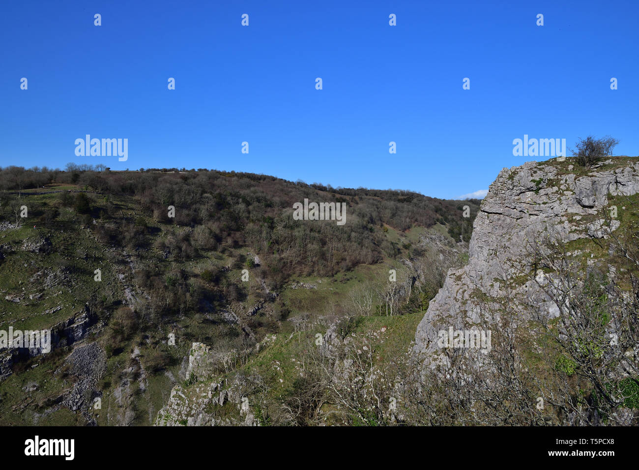 View of Cheddar gorge in Somerset Stock Photo - Alamy