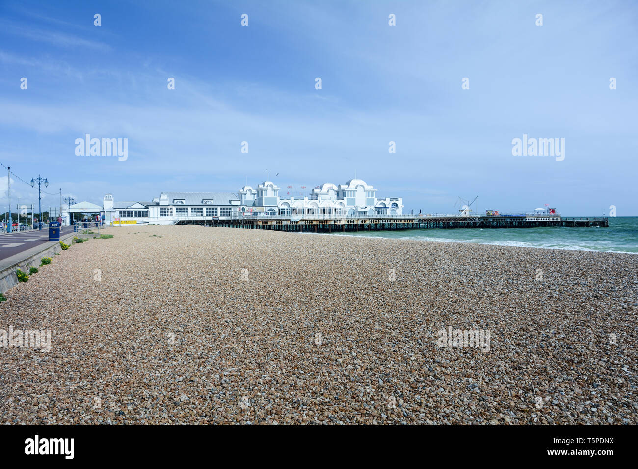 South Parade Pier Southsea Stock Photos & South Parade Pier Southsea ...