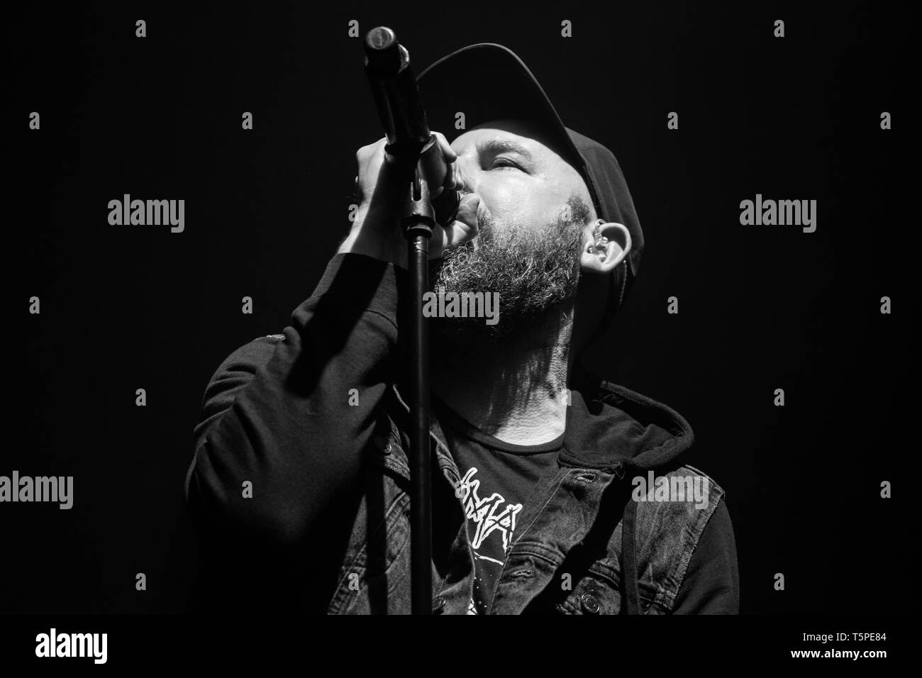In flames like uk tour 2019 hi-res stock photography and images - Alamy