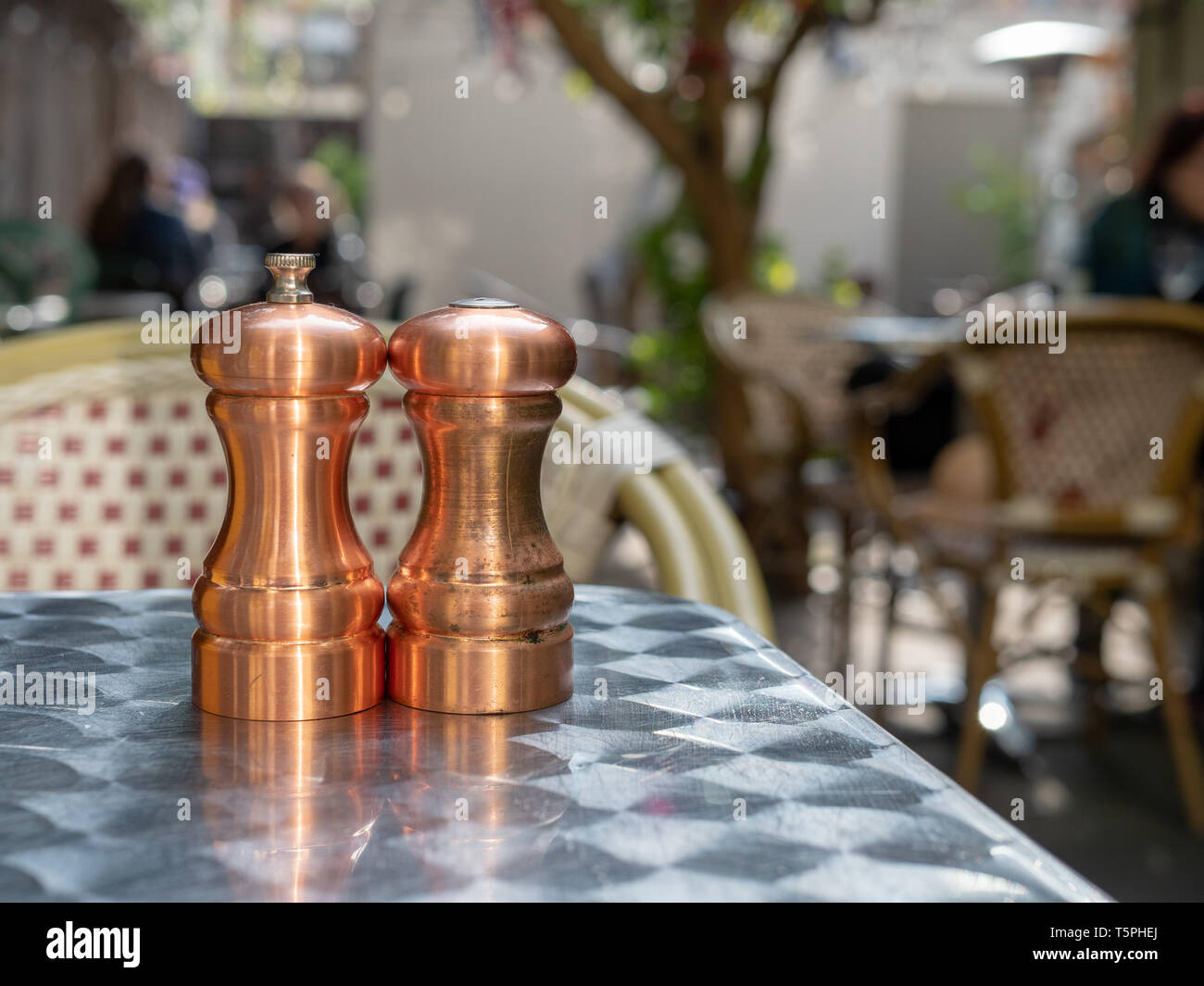 Shaker chair hi-res stock photography and images - Alamy