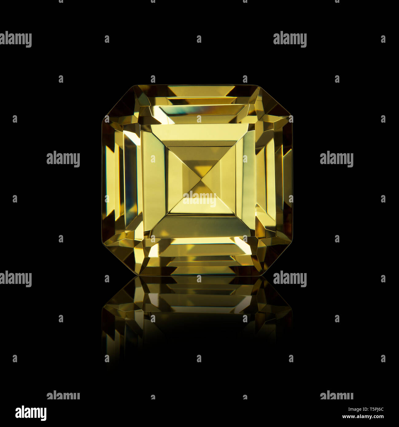 Square emerald cut citrine hi-res stock photography and images - Alamy