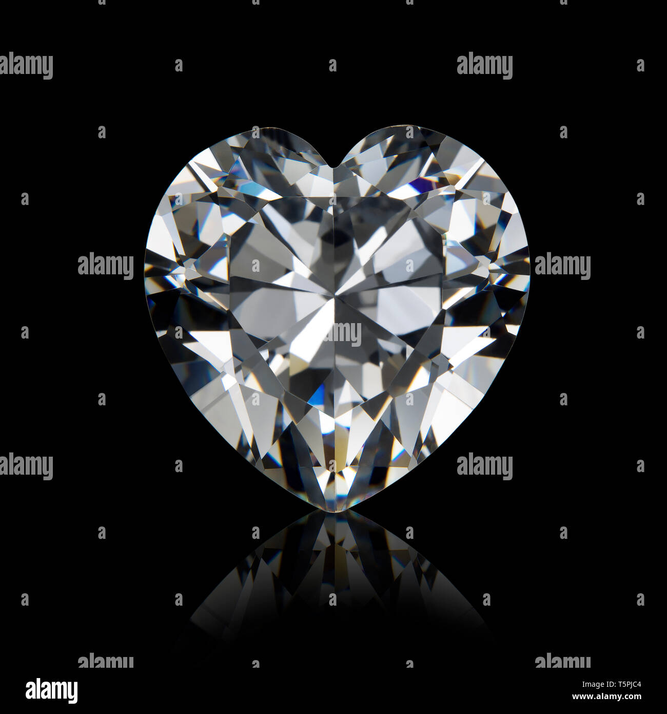 Diamond, Heart Cut gemstone, Heart cut Diamond Stock Photo - Alamy