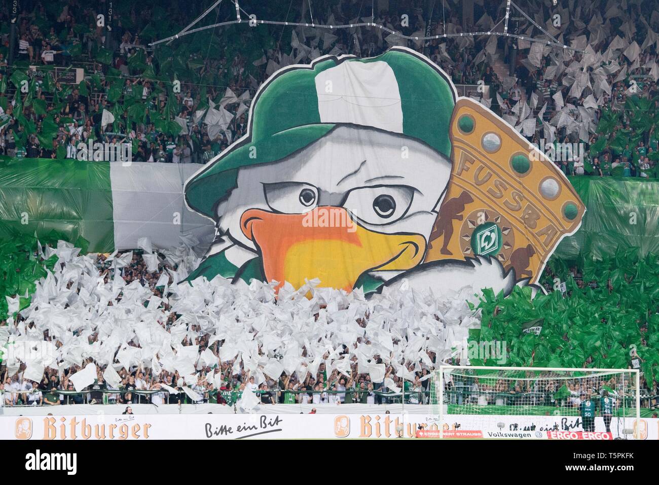 Bremen, Deutschland. 24th Apr, 2019. Choreography of the Bremen fans ...