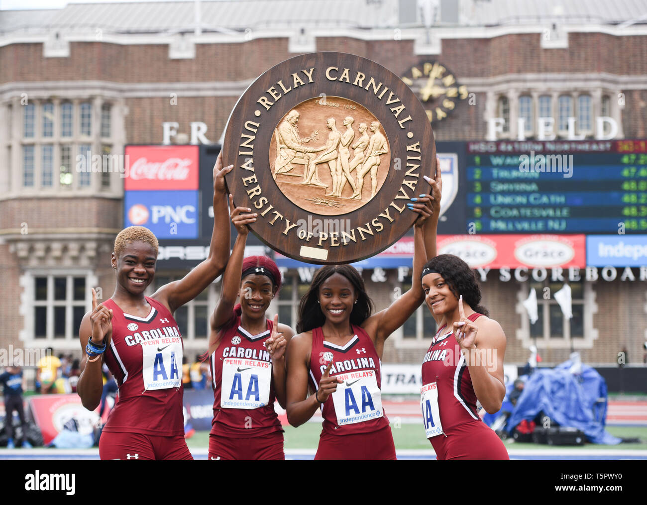 Philadelphia, Pennsylvania, USA. 26th Apr, 2019. College Women's 4x200 ...