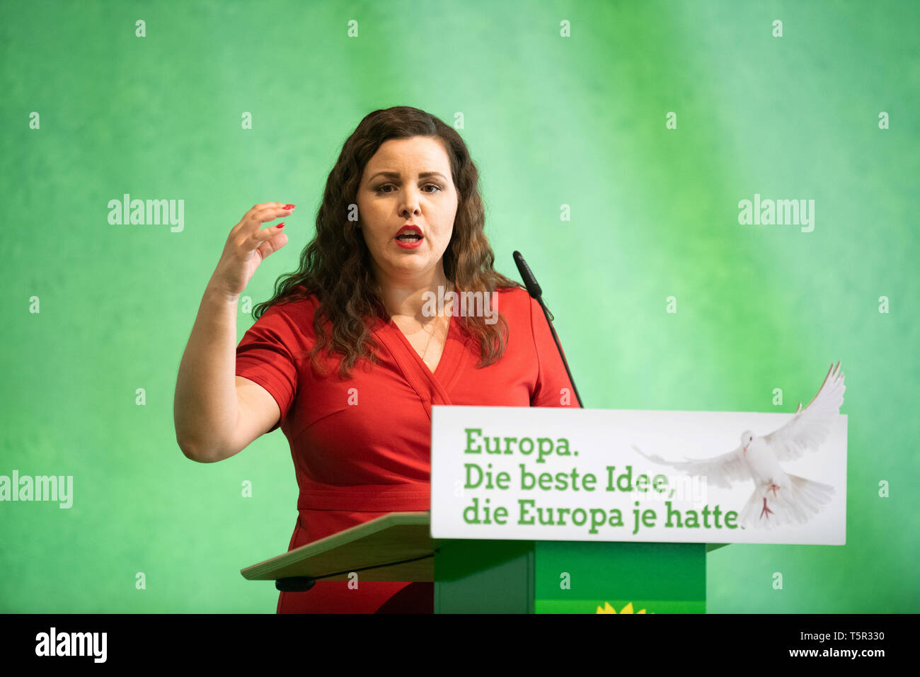 Anna gallina hi-res stock photography and images - Alamy