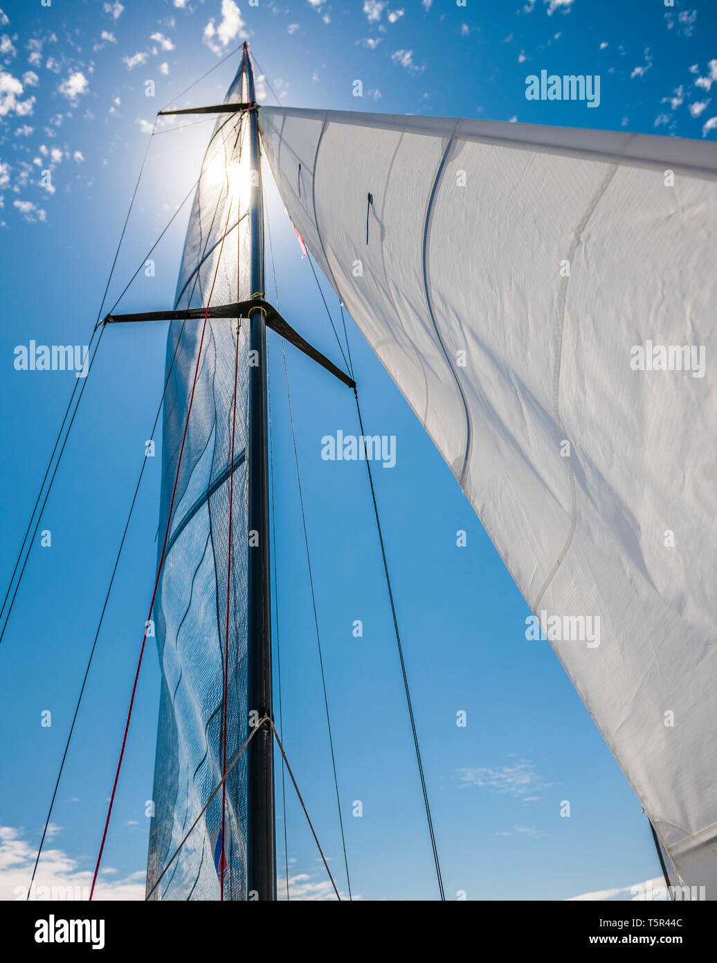 Sails boat hi-res stock photography and images - Alamy