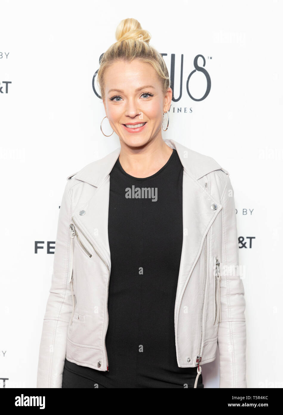 Amanda clayton hi-res stock photography and images - Alamy