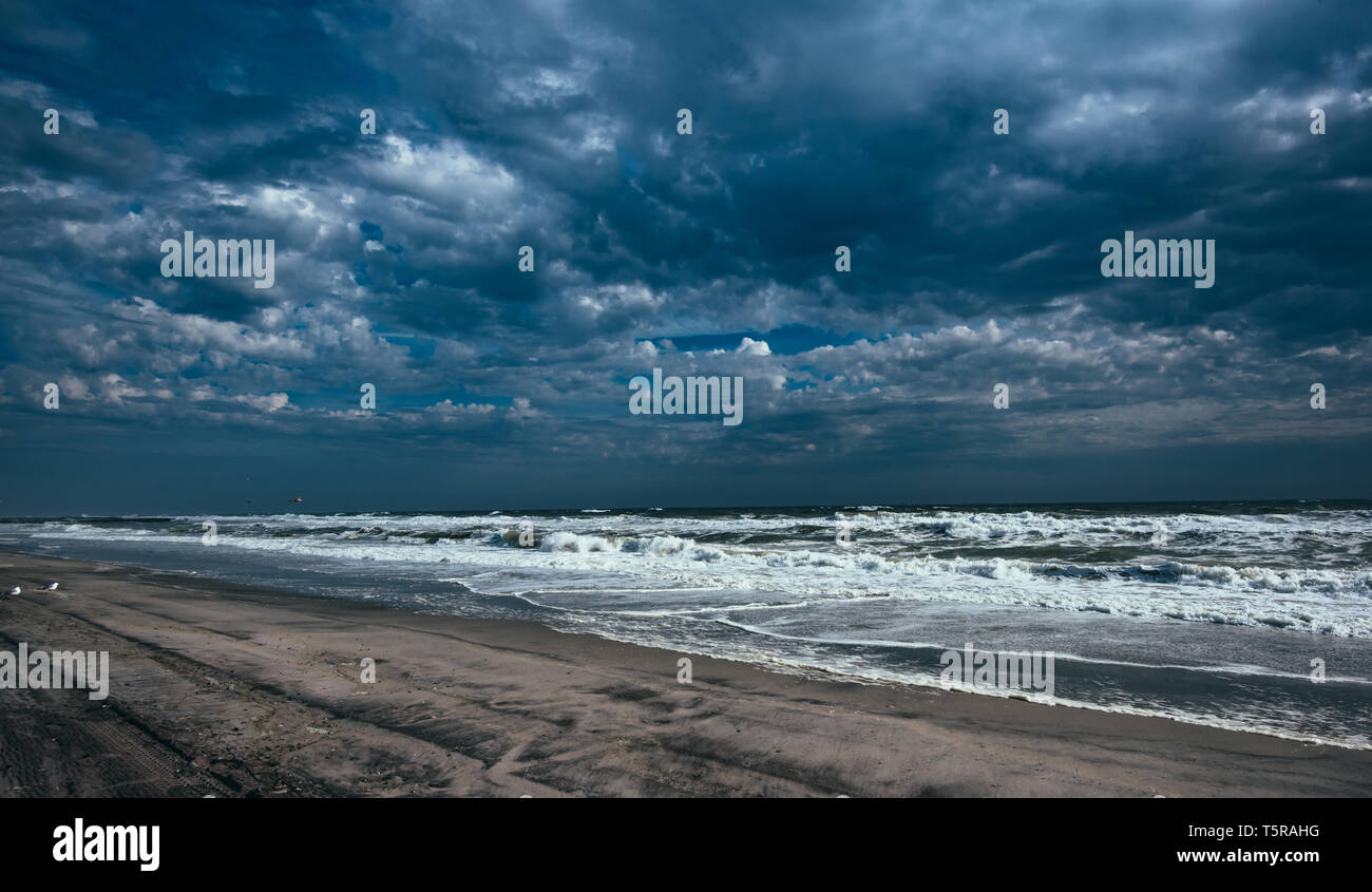 Wet And Windy Day High Resolution Stock Photography and Images - Alamy