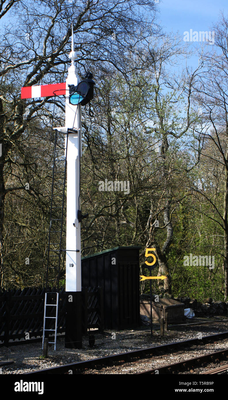 NER Slotted Post Signal Stock Photo - Alamy