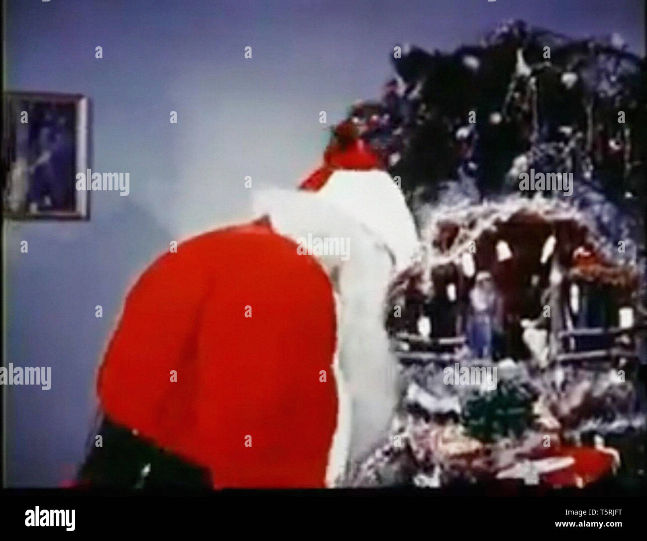 Santa reindeer 1950s hi-res stock photography and images - Alamy