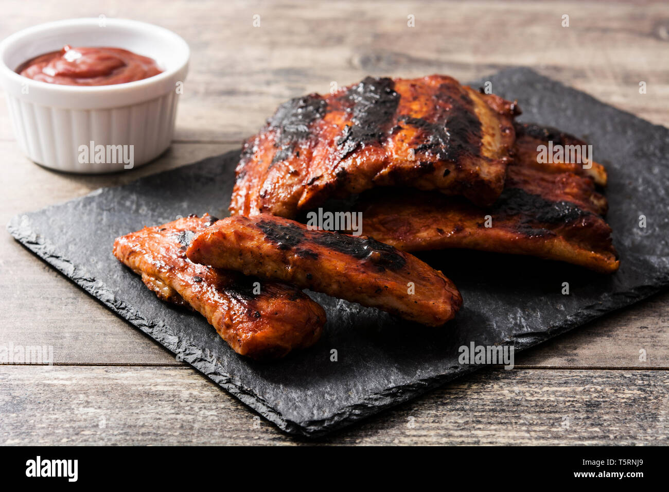 American bbq table hi-res stock photography and images - Alamy