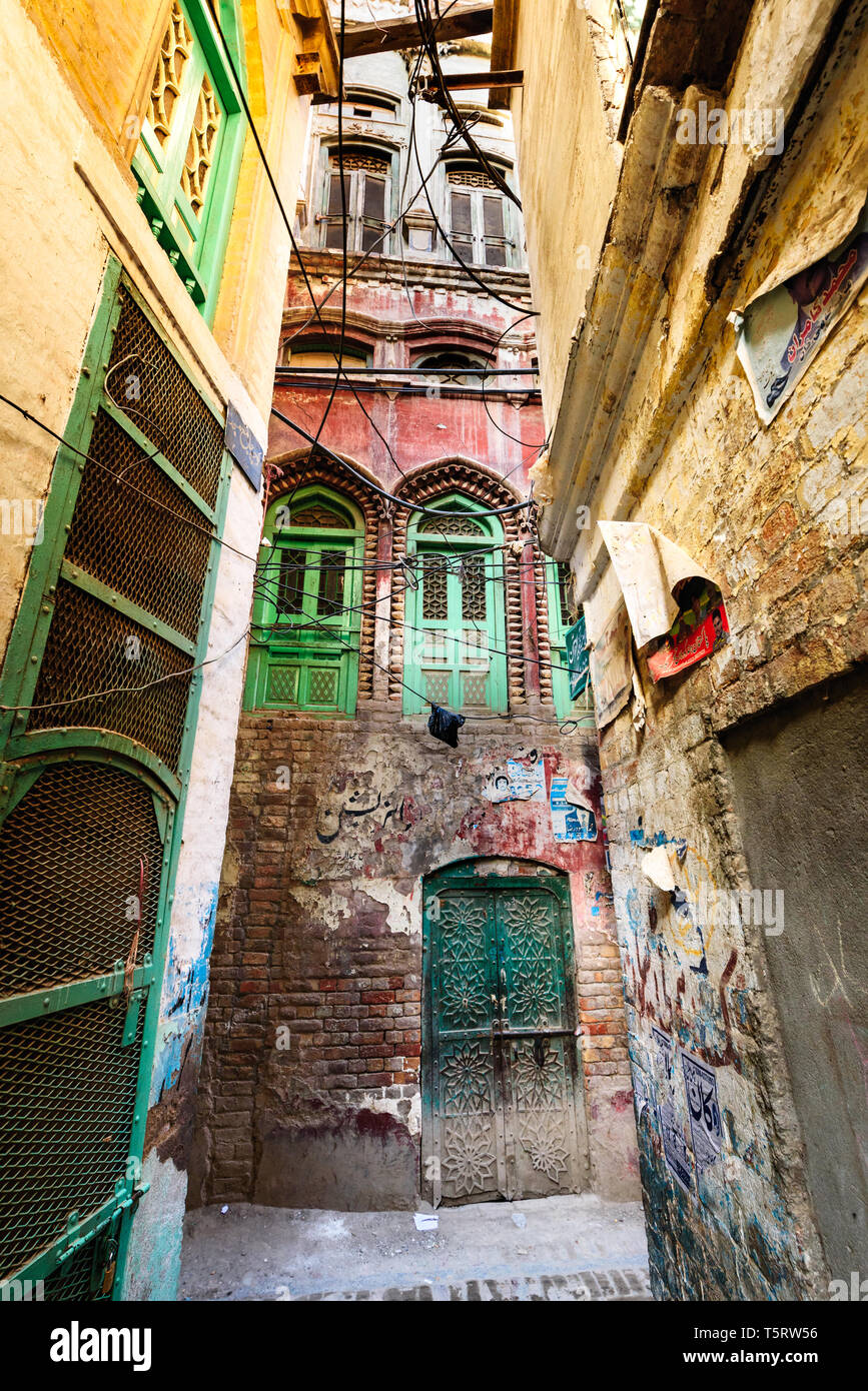 Peshawar pakistan street hi-res stock photography and images - Alamy