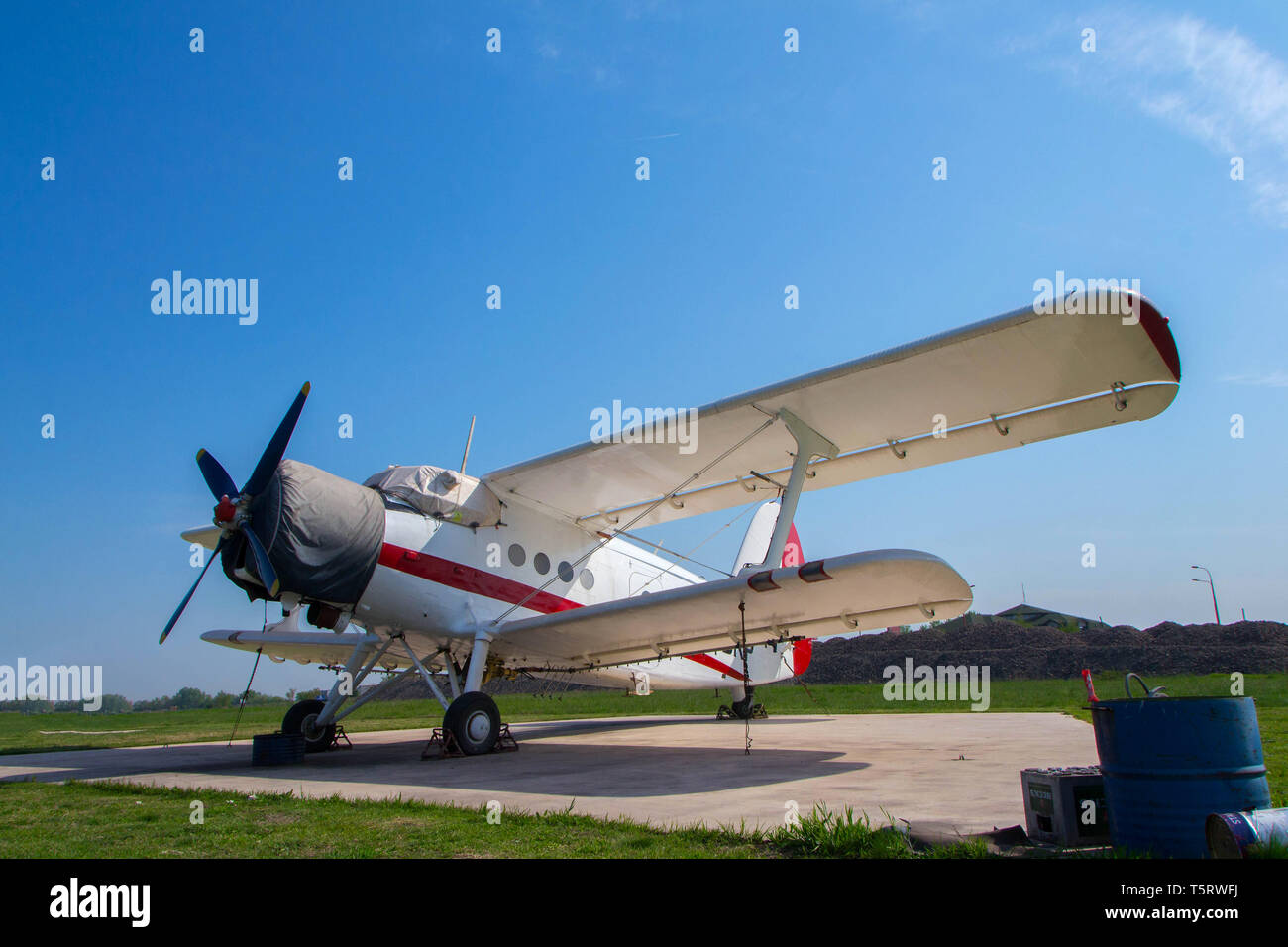 White and blue small planes hi-res stock photography and images - Alamy