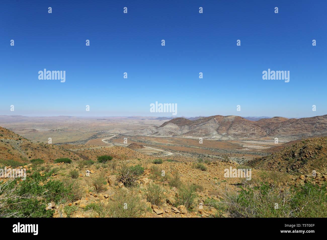 A view from Spreetshoogte Pass in central Namibia, connecting the Namib ...