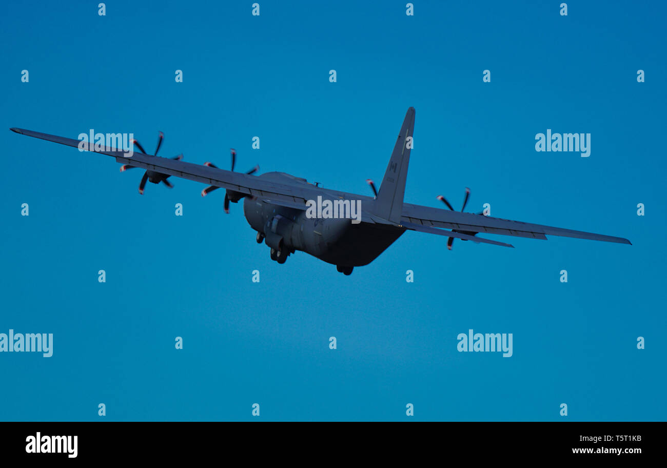 Hercules transport plane hi-res stock photography and images - Alamy