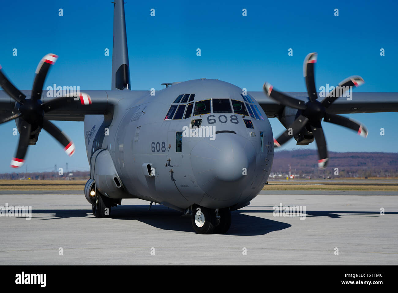 Hercules transport plane hi-res stock photography and images - Alamy