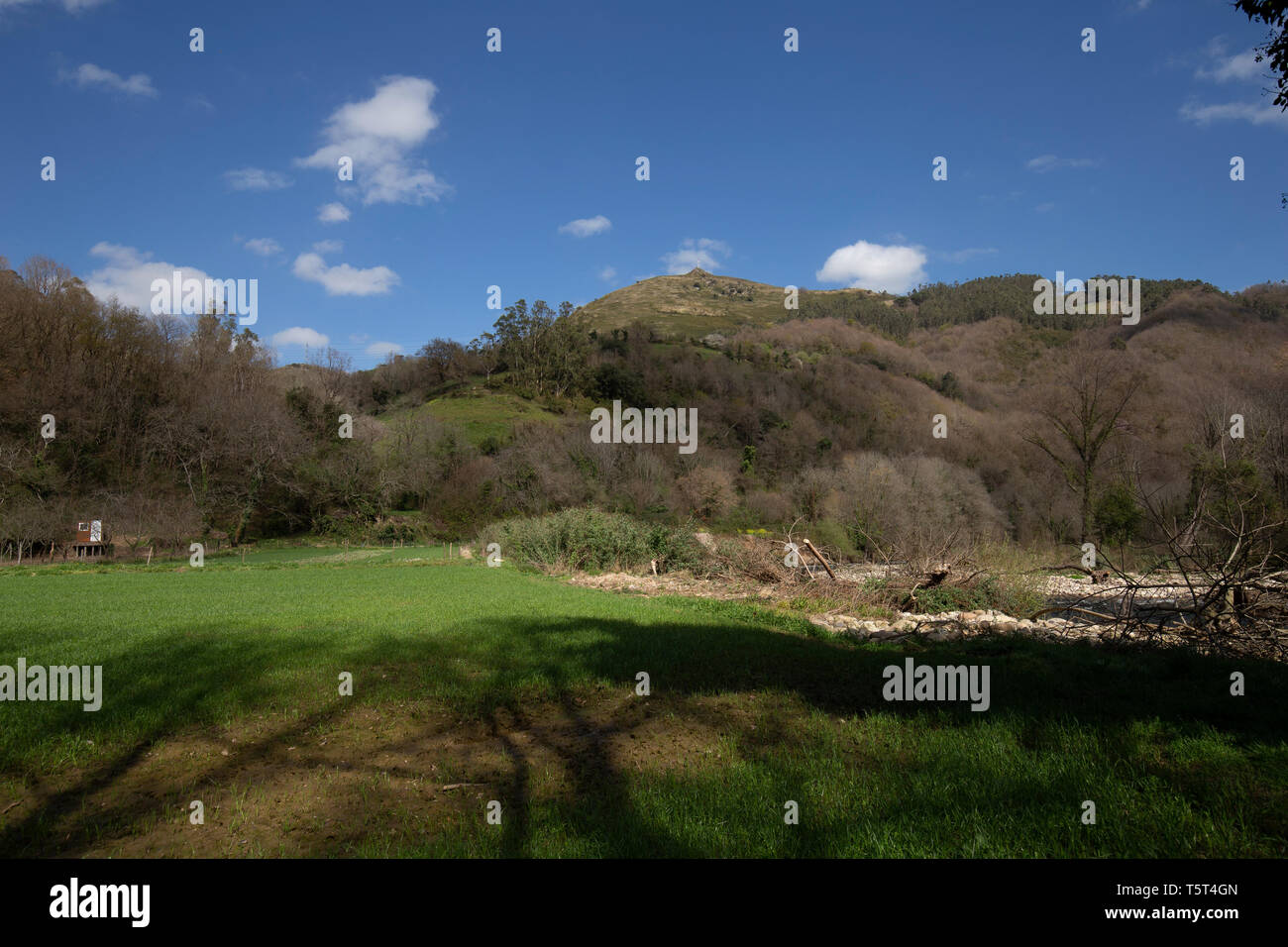 Horizontal composition day hi-res stock photography and images - Alamy